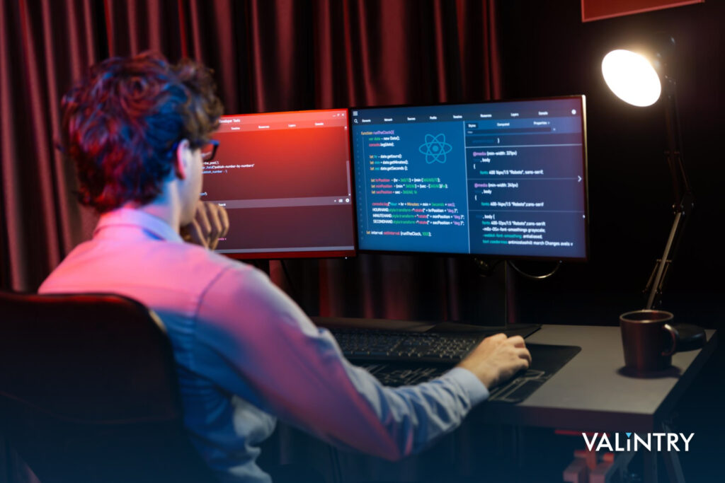 Outsourcing vs Permanent Hiring: ReactJS Development Benefits